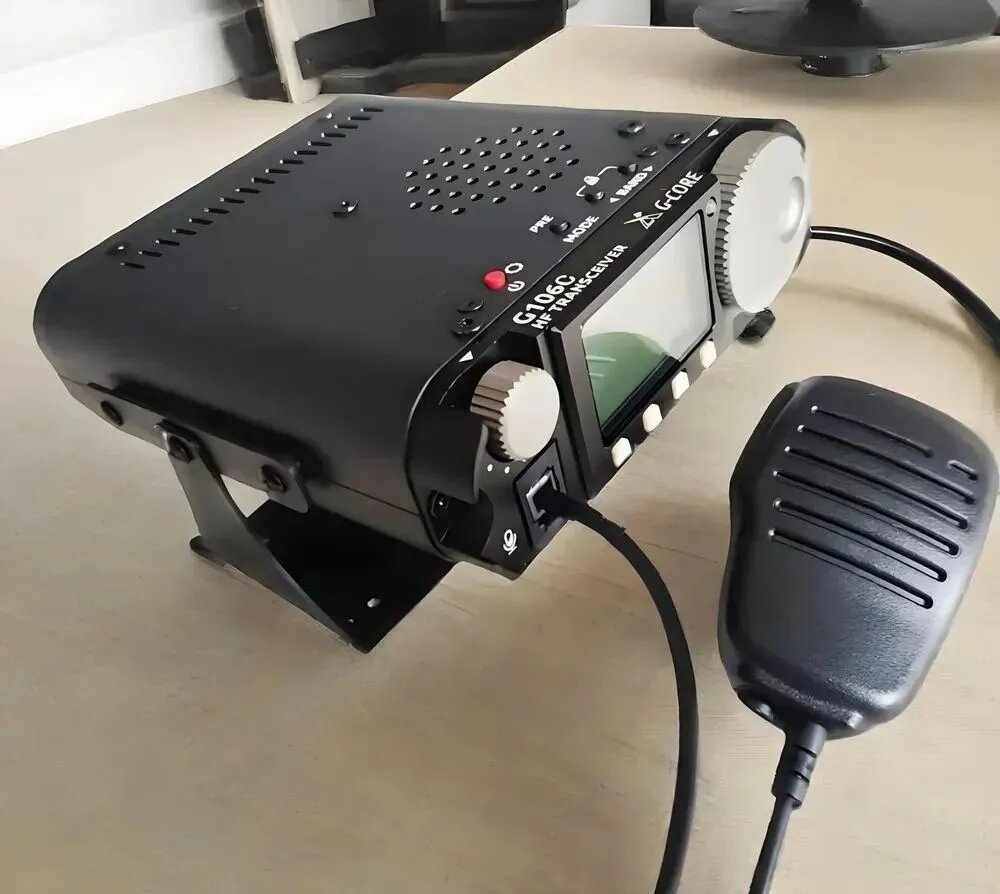 Портативный SDR трансивер Xiegu G106C 5 Вт коротковолновая радиостанция SSB/CW/AM, приём FM, QRP радиосвязь, приём 0.5530 МГц