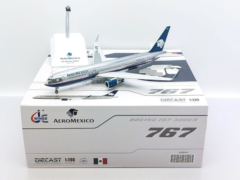 JC Wings Модель самолета Boeing 767-300ER Aeromexico