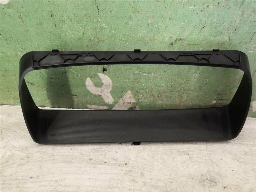 Накладка (кузов внутри) VW Passat B4 94-96