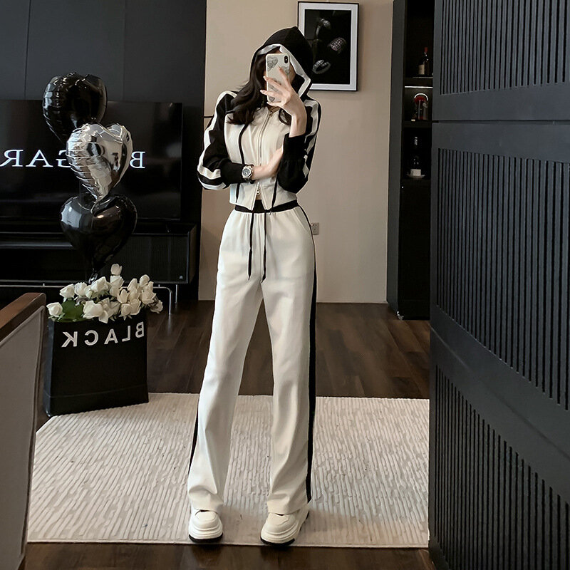 Комплект одежды