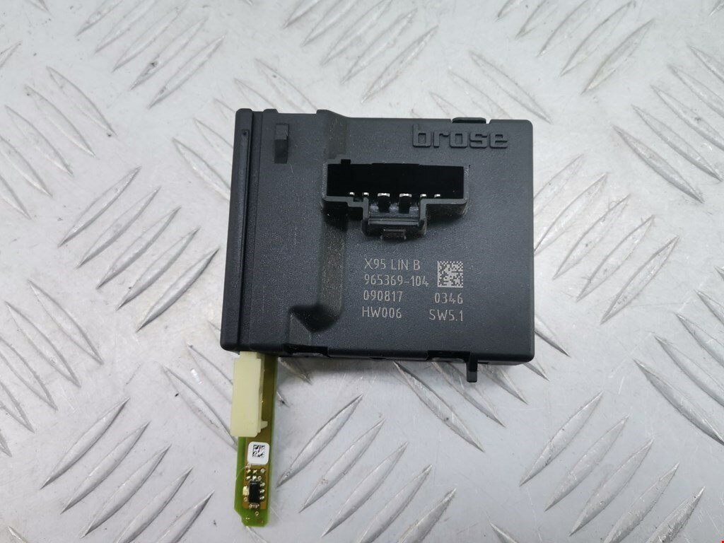 Блок управления двери Renault Megane 3 965369104 арт. 1969181
