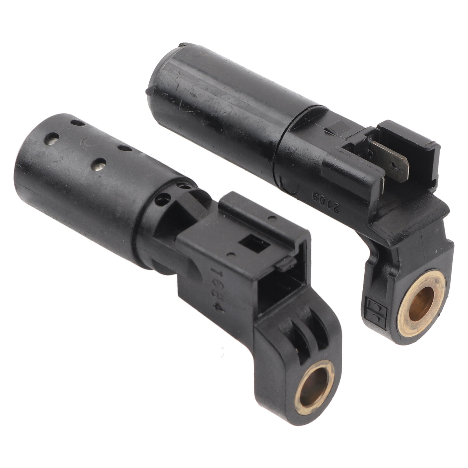 2шт Комплект датчиков скорости ввода-вывода коробки передач ZF4HP16 Подходит для Chevy 2002‑On (99192)