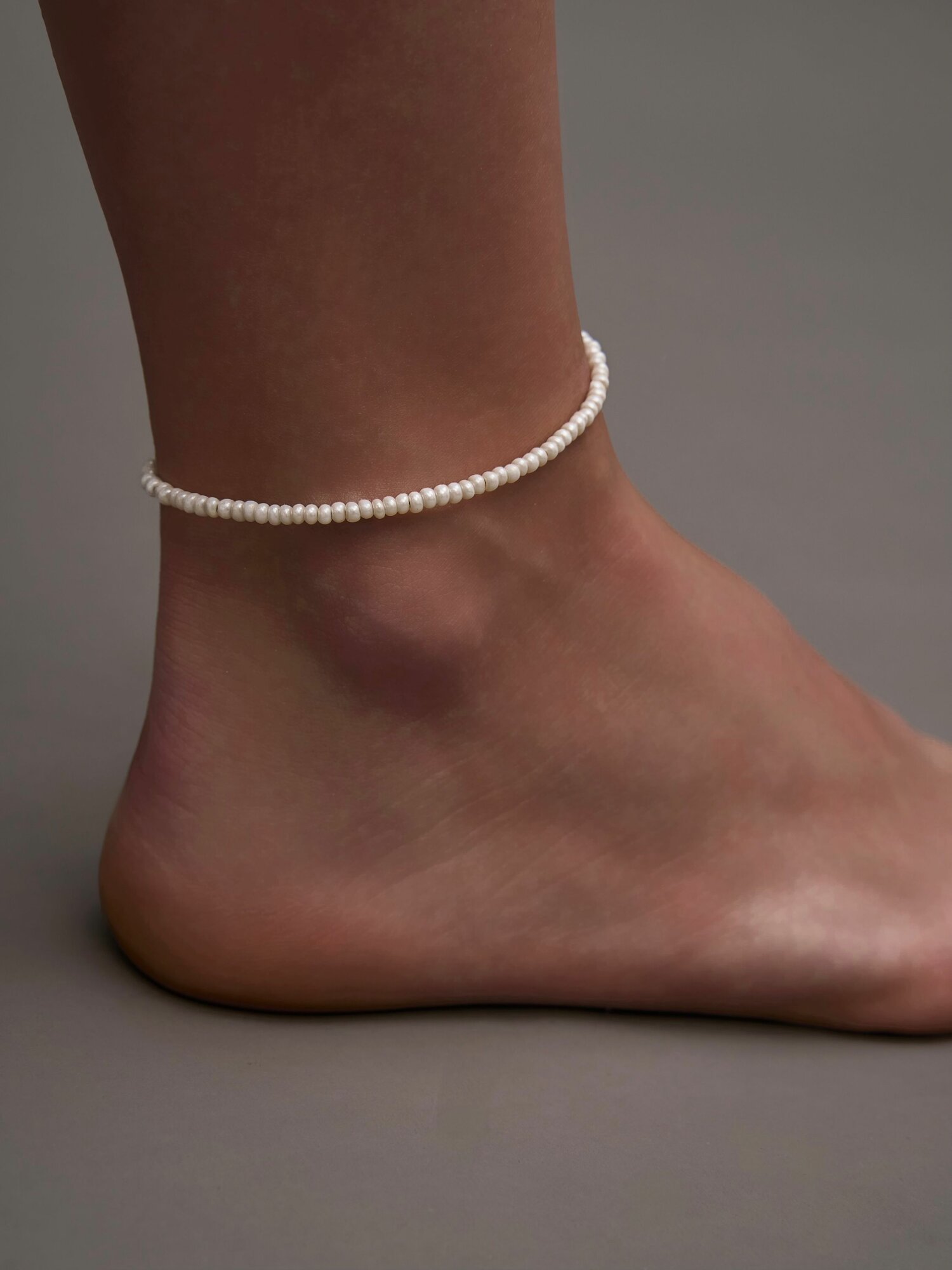 Браслет на ногу