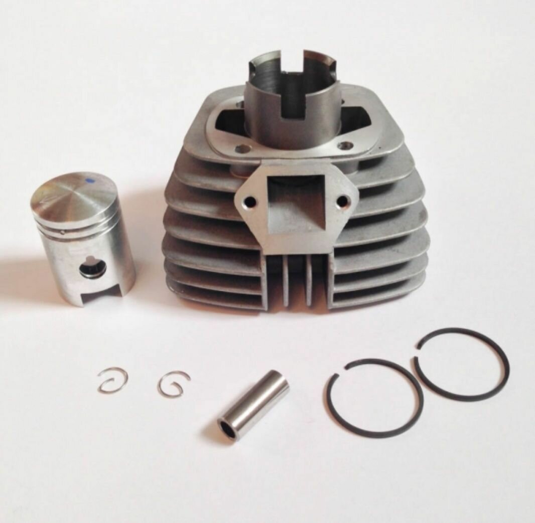 Цилиндр Мопед "Карпаты" с поршнем+палец+кольца+стопорн. кольца