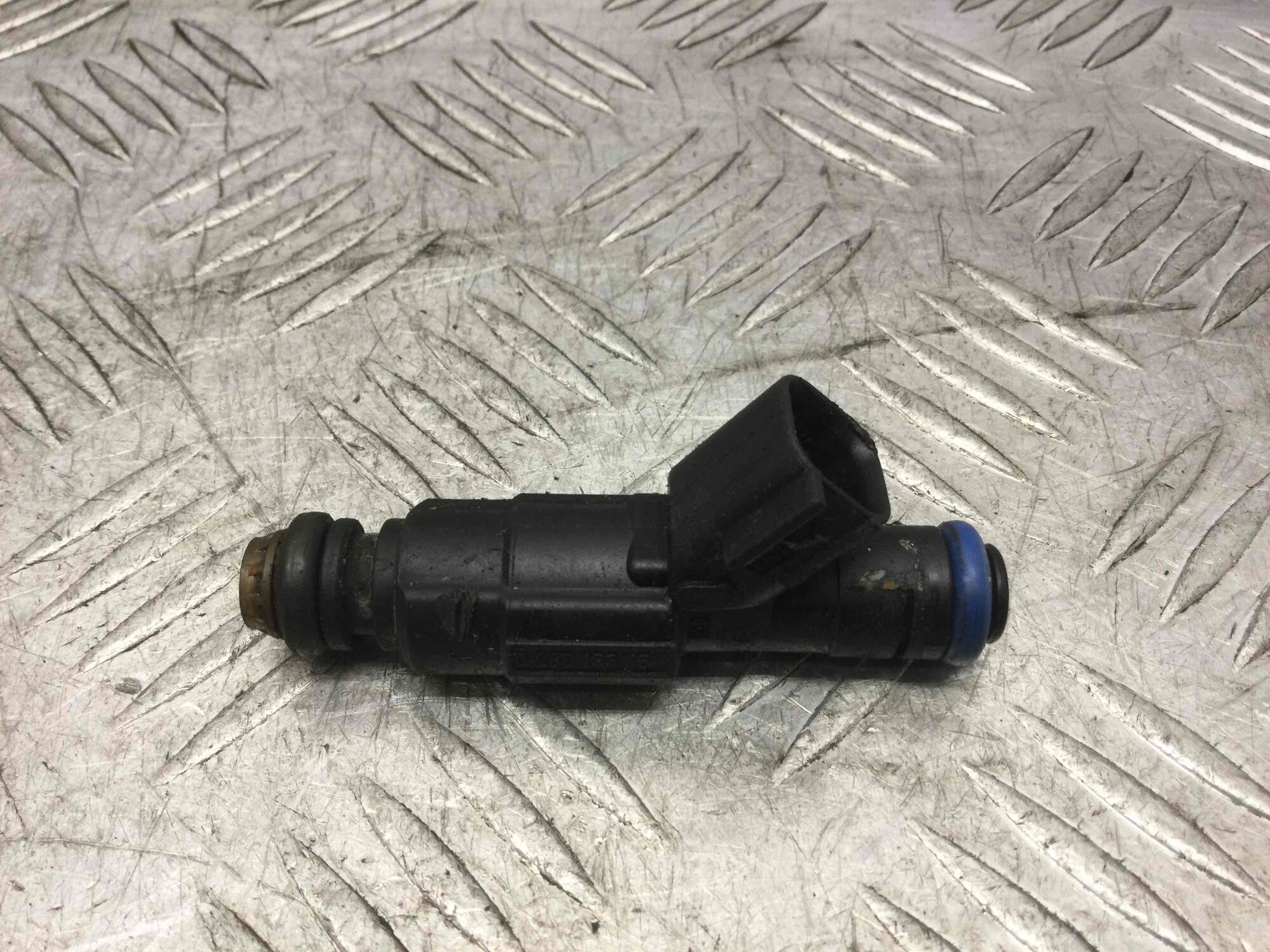 Б/У Форсунка Ford Focus 2 поколение (2005-2008) 2008 г.