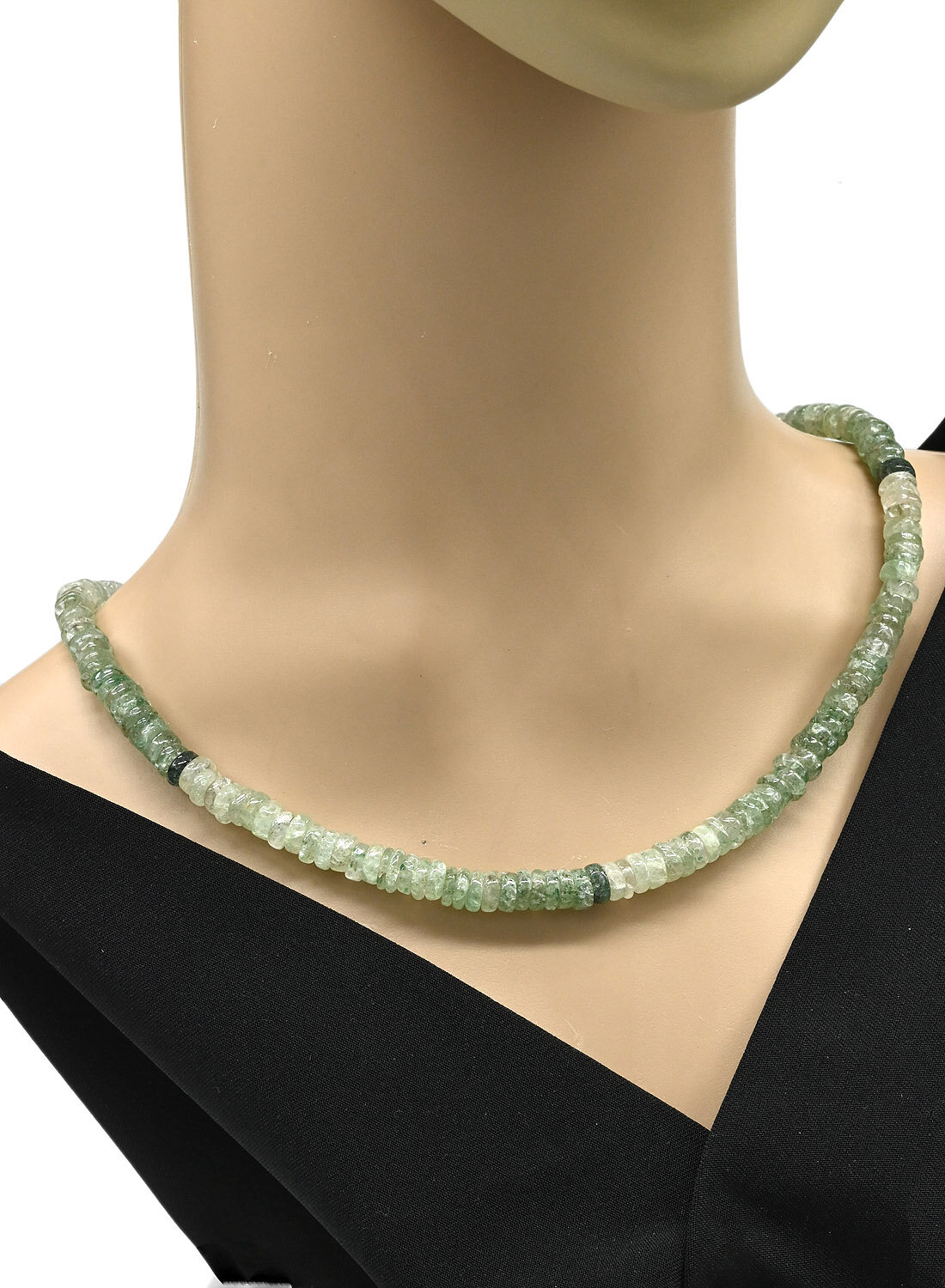 Бусы, авантюрин