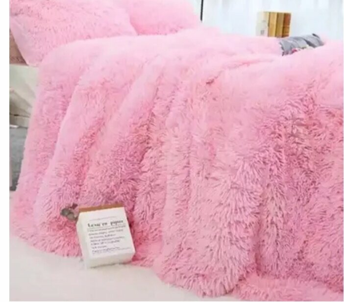 Пушистый плед-покрывало с длинным ворсом Royal Luxery, 230х210 см. розовый