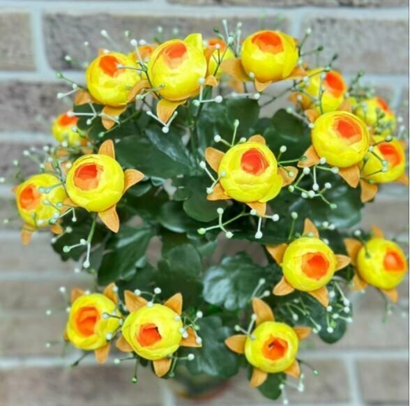 Искусственные цветы разноцветные, 20 букетов по 18 бутонов / Декоративные растения из цветов с зеленью для украшения интерьера дома, комнаты, праздников