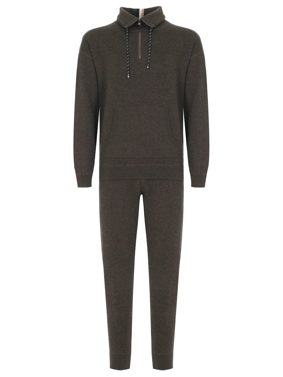 Костюм спортивный