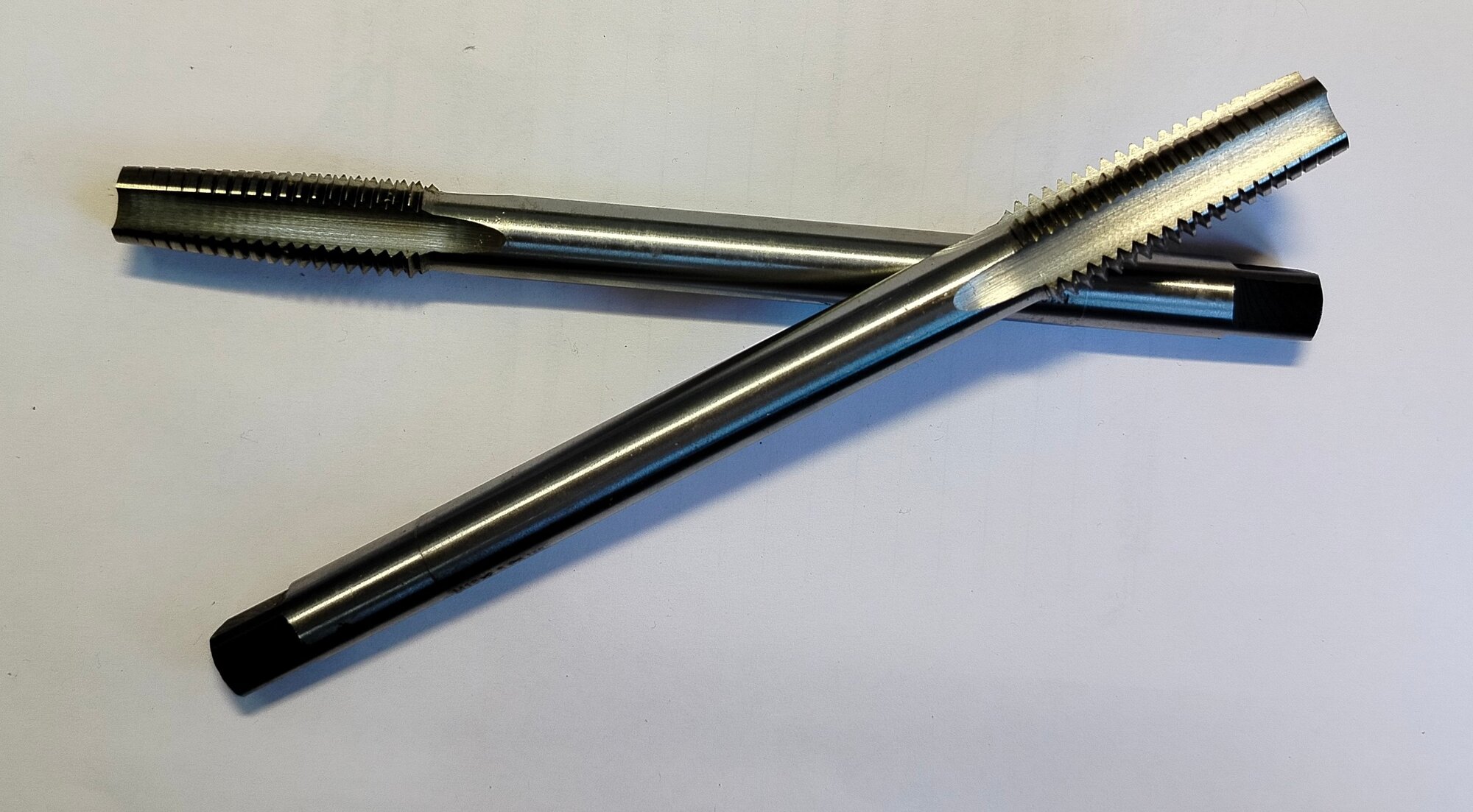 Метчик гаечный М18 х 1,5 прямой (L= 200, Р6М5) ГОСТ 1604-71