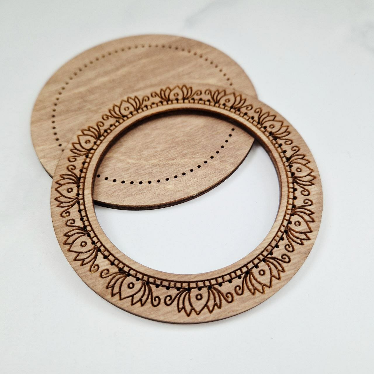 Деревянная заготовка для игольницы "Лилии" пришивная