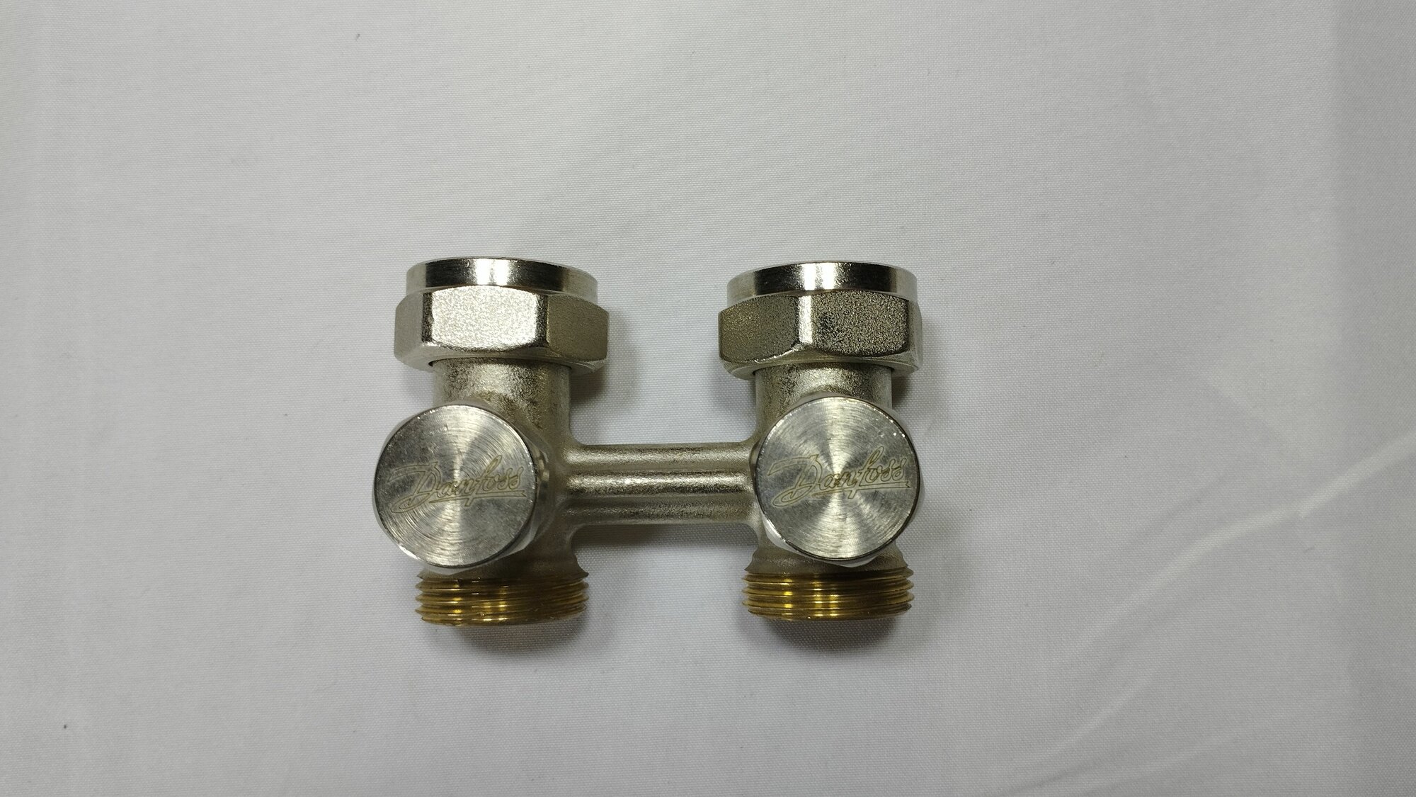 003L0221 Клапан запорно-присоединительный радиаторный RLV-KS, kvs 1,3 м3/ч, Py 10 бар, Тмакс 120 C, прямой, межосевое расстояние 50 мм