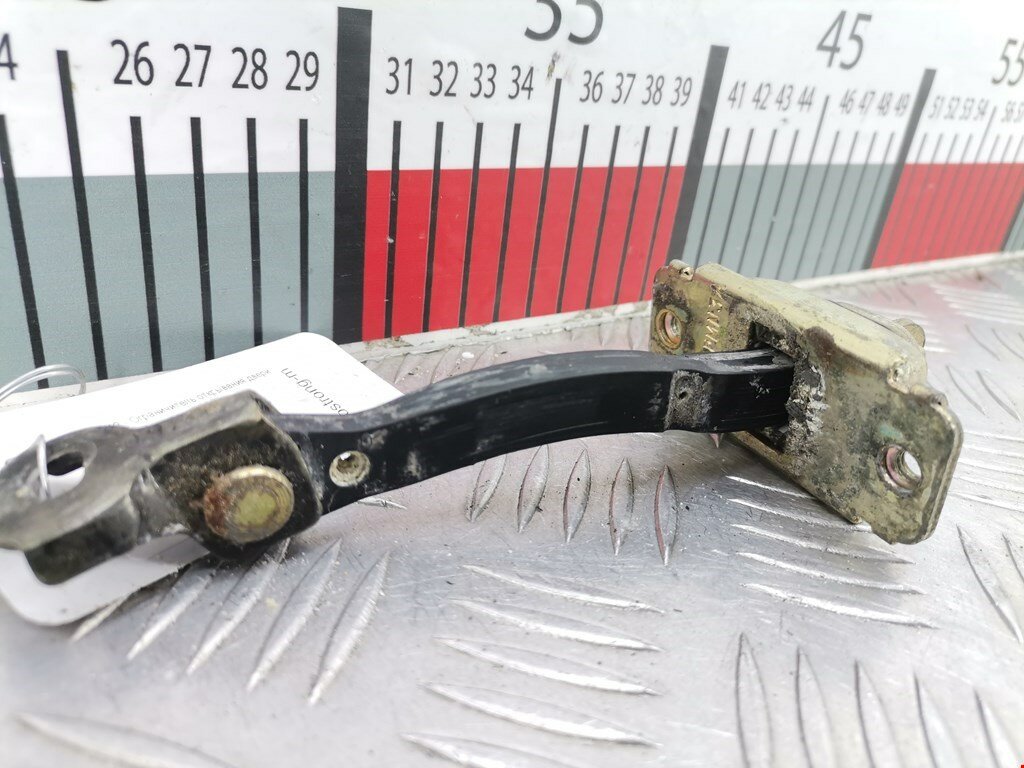 Ограничитель открывания двери передней Mazda 6 GG GJ6A58270F арт. 1891249