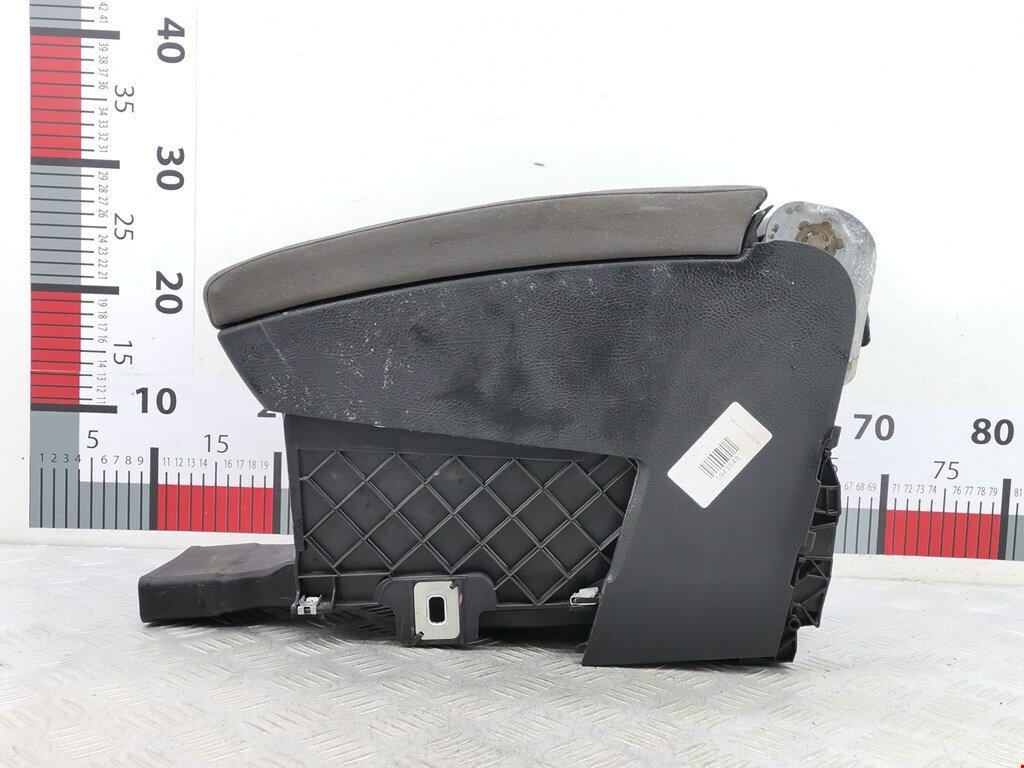 Подлокотник Volkswagen Passat 6 3C0863319P арт. 1943848