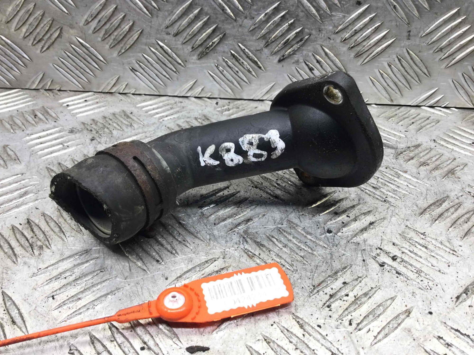 Б/У Фланец (тройник) системы охлаждения Volkswagen Passat B6 (2005-2010) 2008 г.