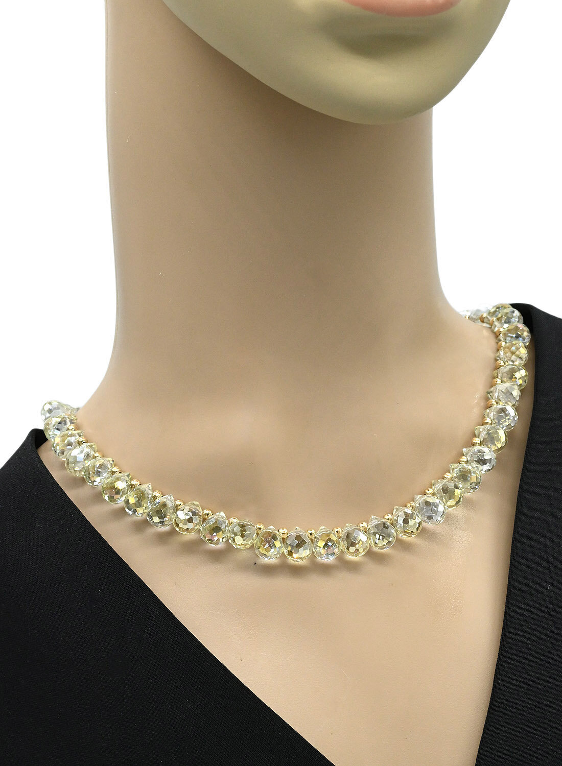 Бусы, циркон