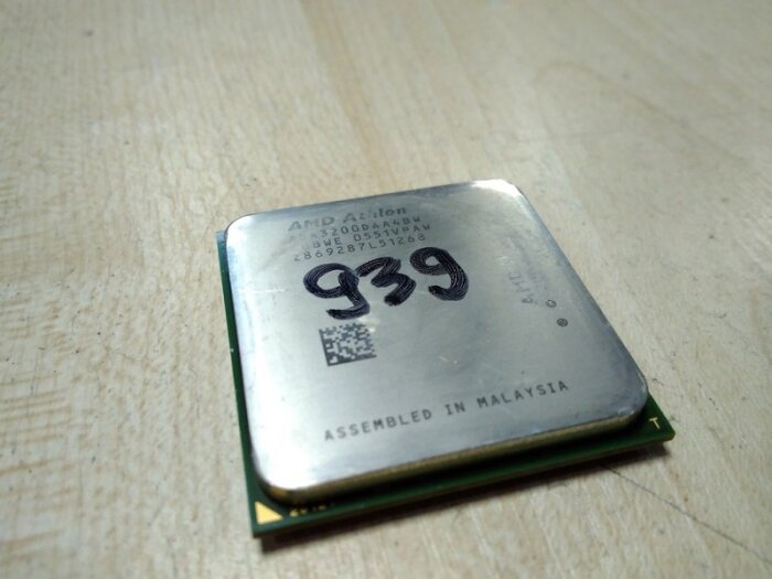 Процессор AMD 939 Socket Athlon 64 3200 ADA3200DAA4BW