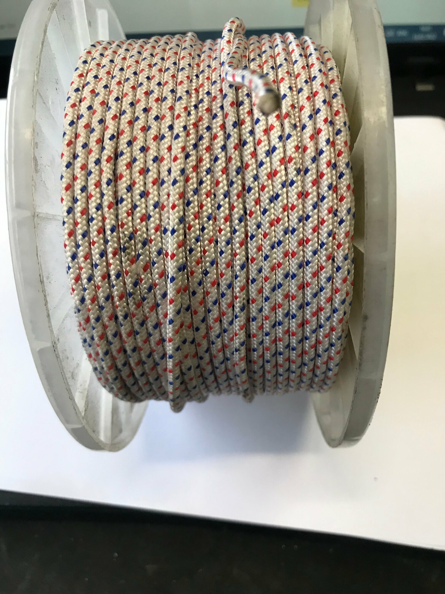 Запускной канат стартера для бензопилы и мотокосы диметром 3,0мм 5 метр