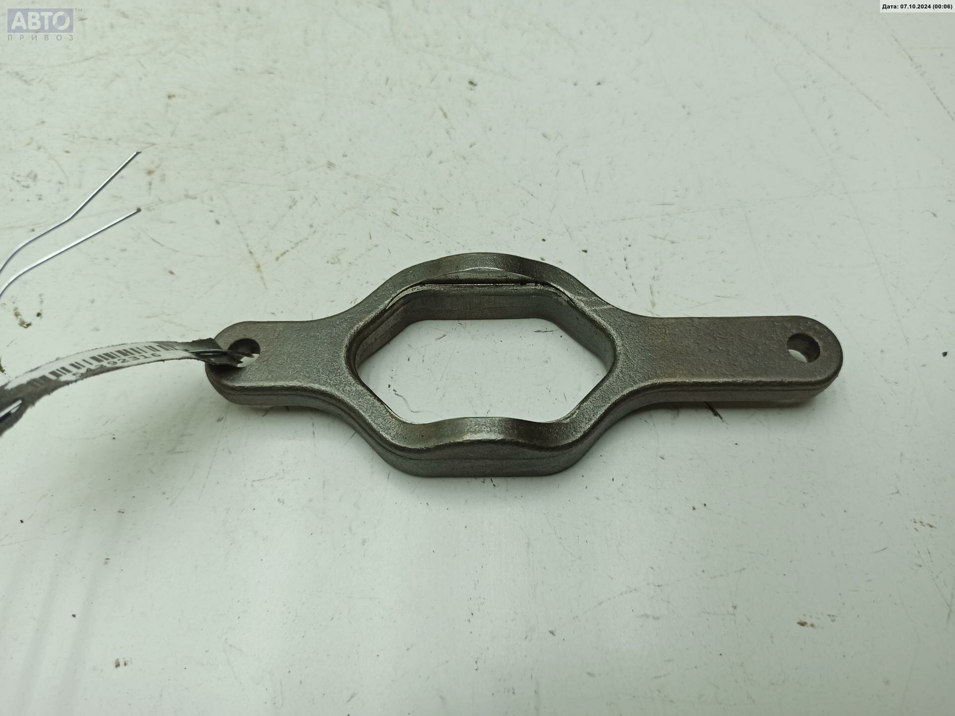 Скоба (кронштейн) крепления форсунки Renault Espace 4 (2002-2014)