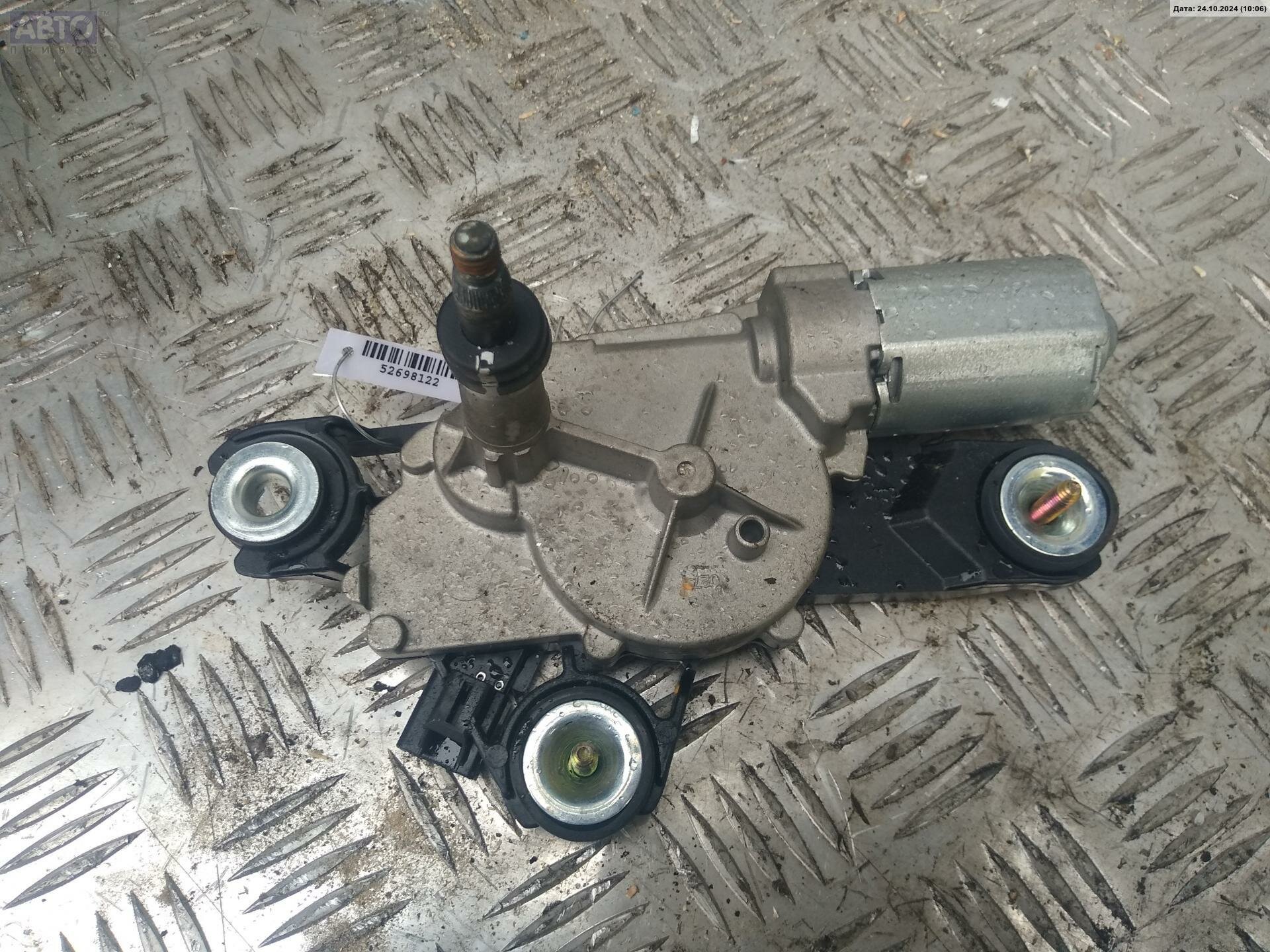 Двигатель стеклоочистителя заднего (моторчик дворников) Mazda 3 (2003-2008) BK