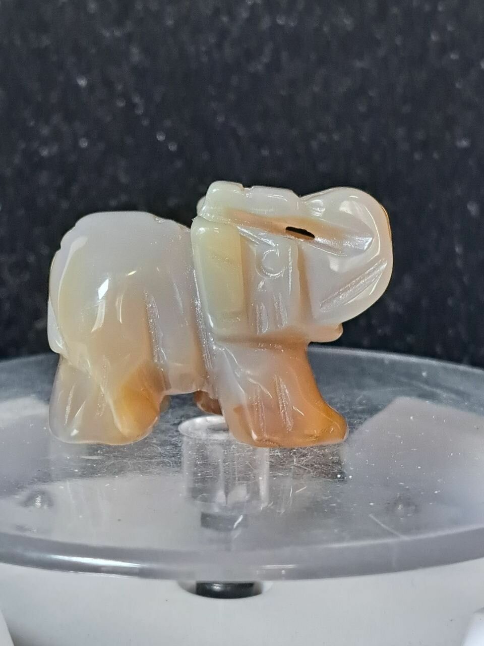 Статуэтка оберег и талисман эксклюзивный слоник из натурального камня Агат