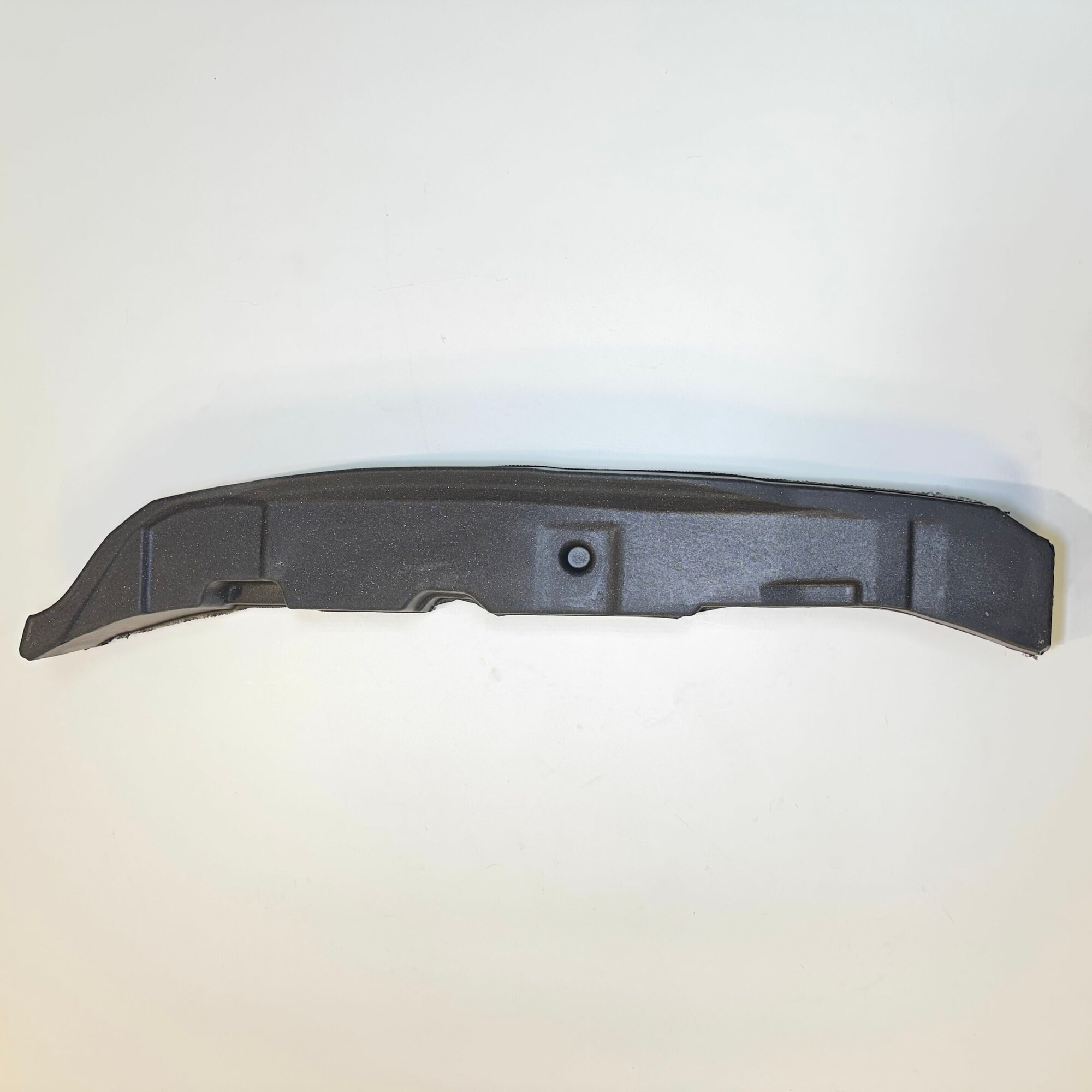 Уплотнитель крыла правый Geely Coolray [1.5 12V 7AMT внедорожник] 5035051700