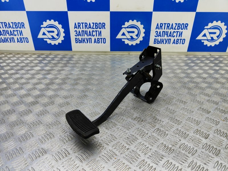 Б/У Педаль тормоза Hyundai Santa Fe Classic 1 SM / Хендай Санта Фе Классик 1 SM 2.7 G6BA 173 Л.С 2008