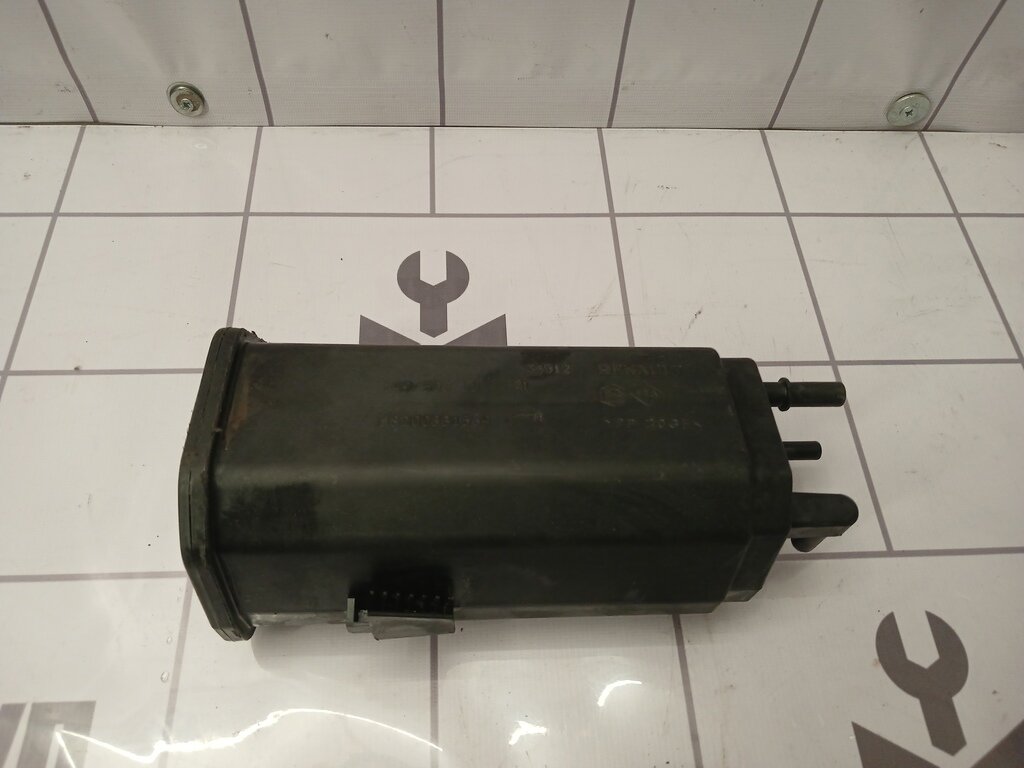 Абсорбер фильтр угольный Renault Megane 3 09-16