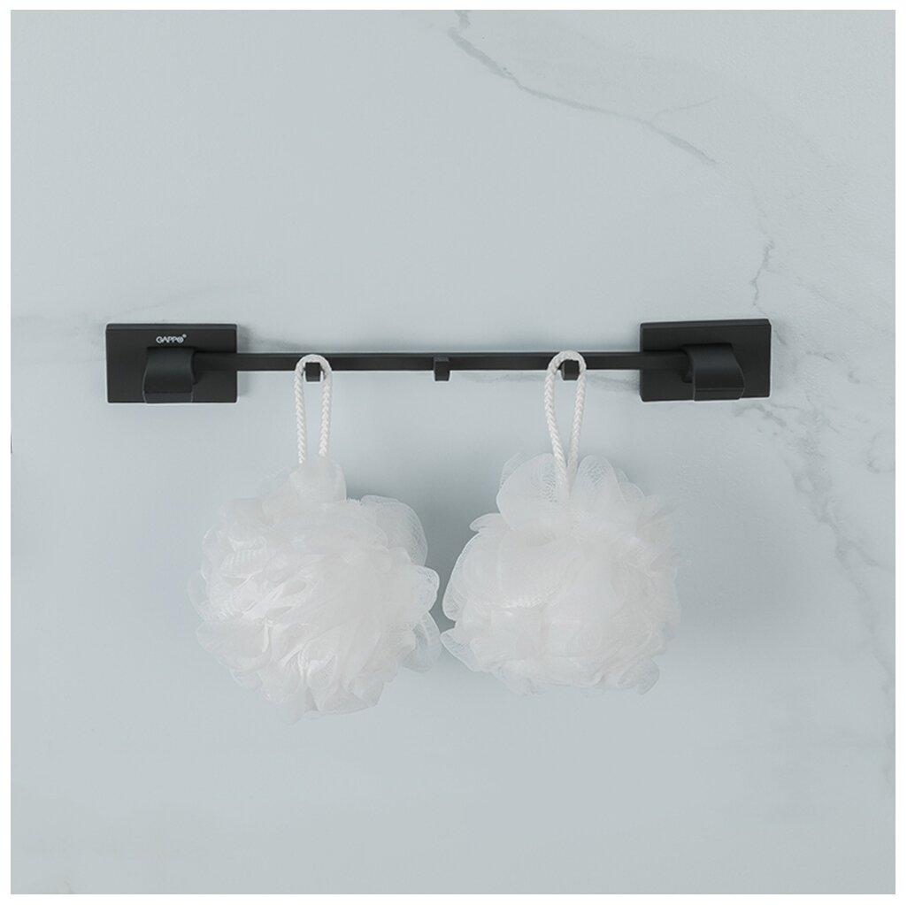 Вешалка для ванной 3 крючка Gappo G0716-36 латунь, цвет черный