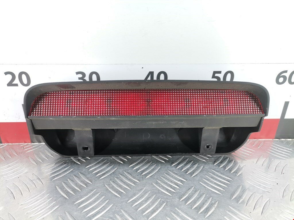 Фонарь дополнительный тормозной (стоп-сигнал) Opel Agila A 9209594 арт. 1603757