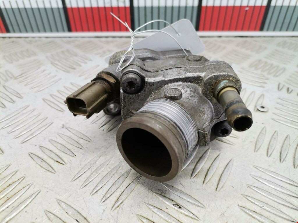 Корпус термостата Volvo V70 2 31293698 арт. 2142798