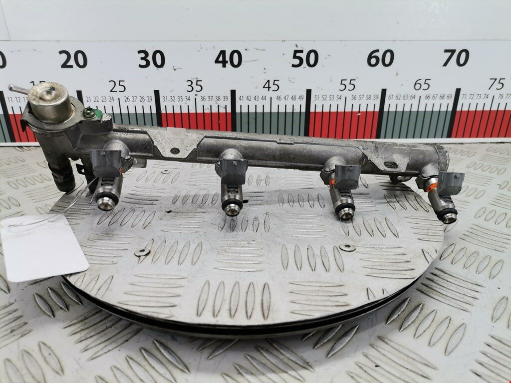 Форсунка бензиновая электрическая Volkswagen Golf 4 036906031G арт. 2144225