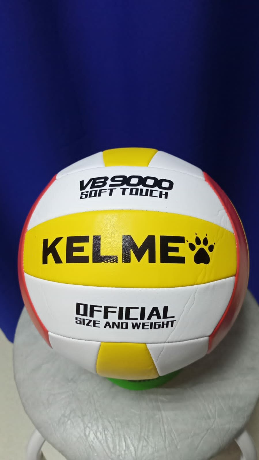 Волейбольный мяч KELME для волейбола