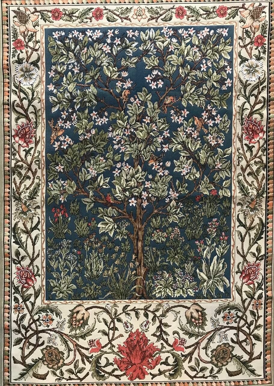 Панно гобеленовое на стену "Цветущая яблоня" У. Моррис, фон синий 100х70 см / Гобелен