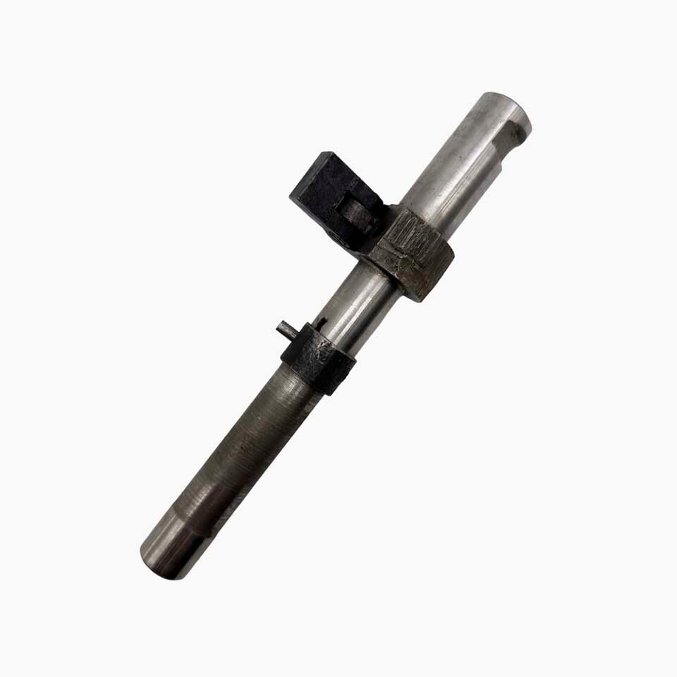 Вал кикстартера с собачкой на мотоцикл Урал (в сборе)