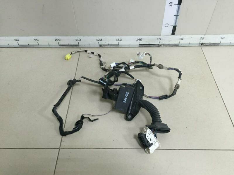 Проводка двери Toyota Corolla E210 2018 кат.номер: 821520ZM00