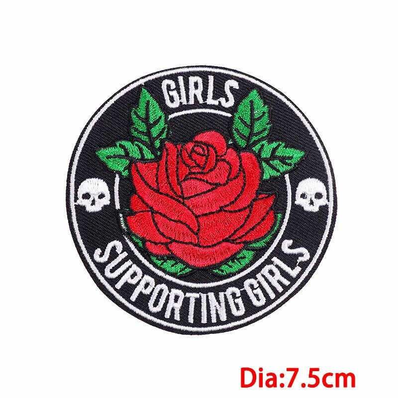 Набор вышитых нашивок 1