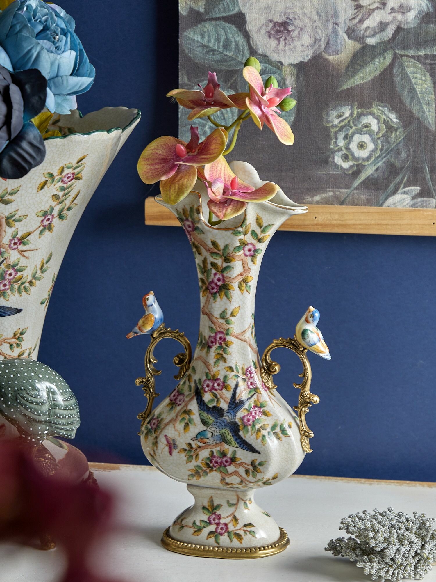 31G2353/A1247HC/HX2031 Ваза с птичками 17х10х33см, Фарфор, бронза, Glasar