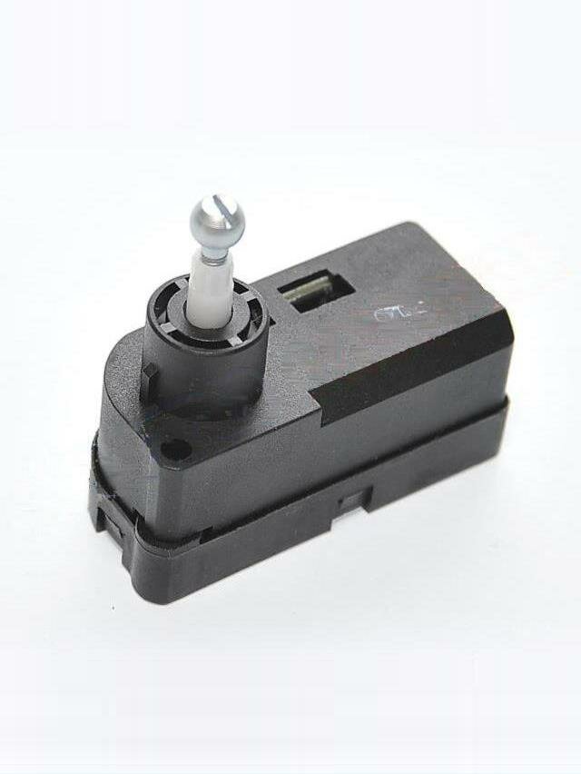 Мотор электрокорректора фар, 21230-3718100-01