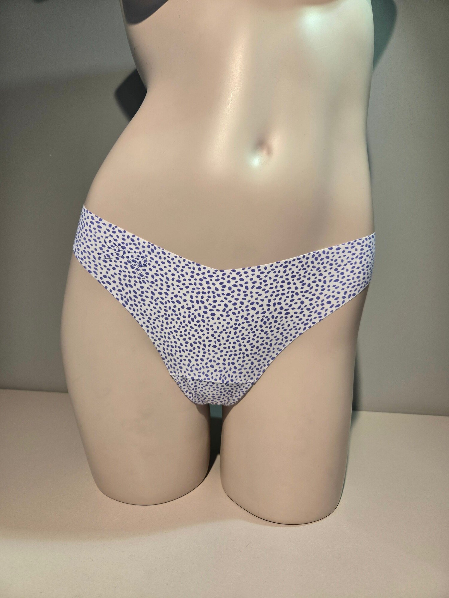 Стринги SLOGGI Touch It String