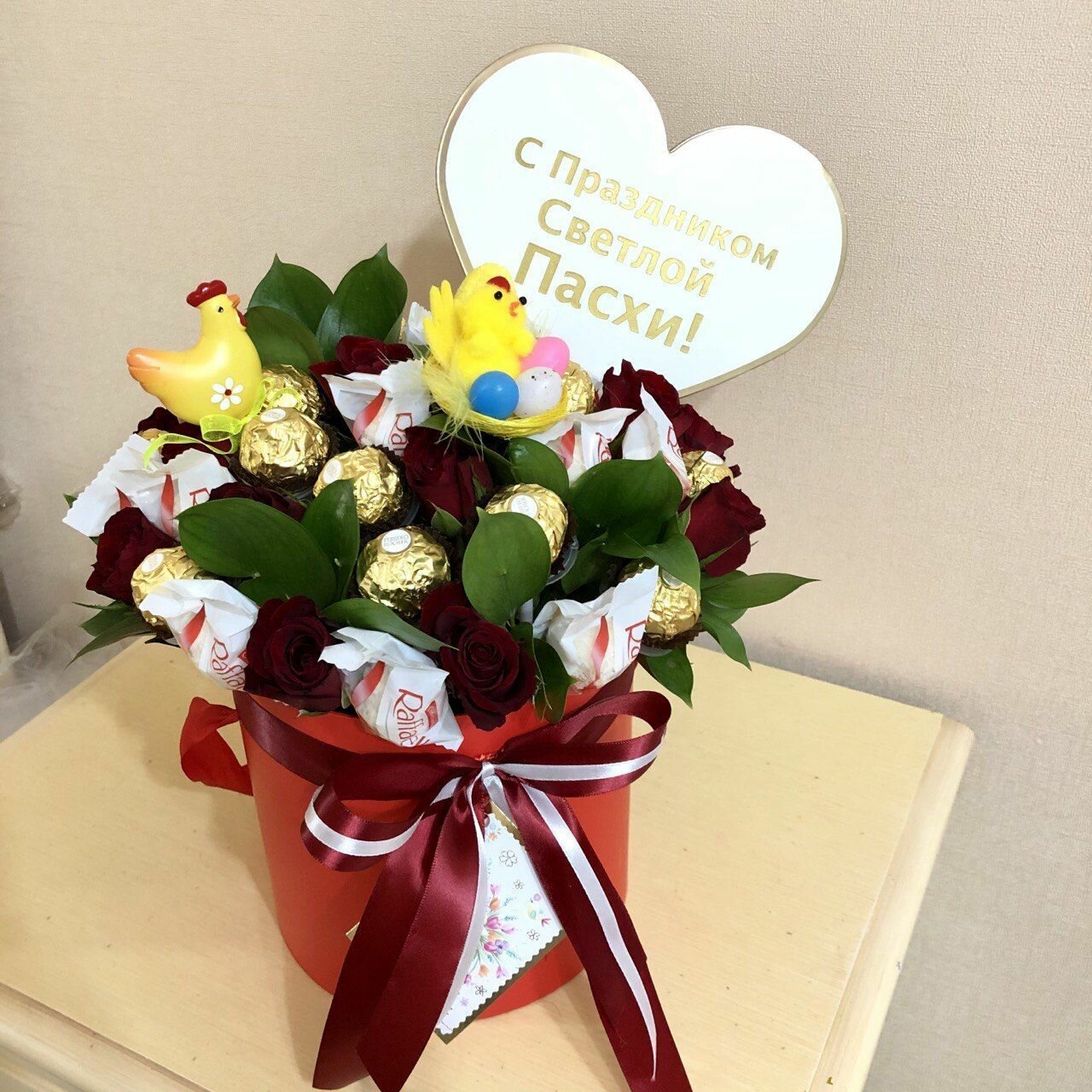 Розы красные / Букет на Пасху / Пасхальный подарок
