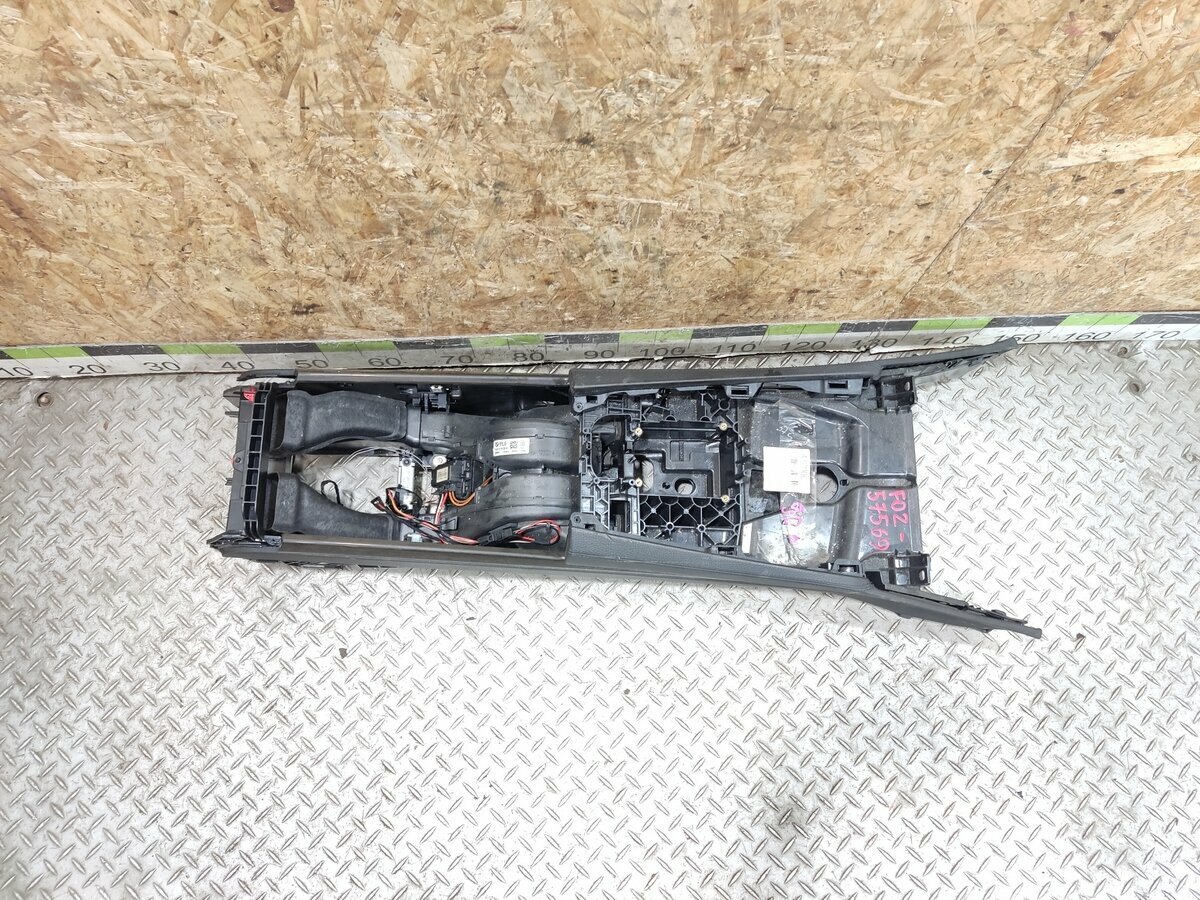 Консоль BMW 7 2008-2015 51169171248