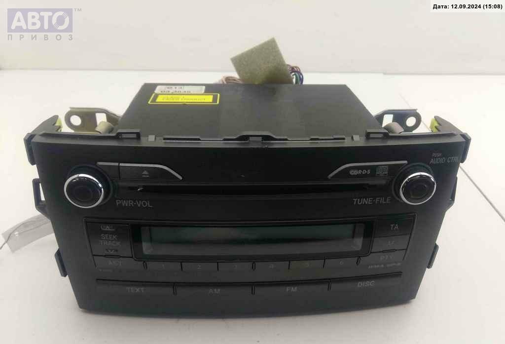 Аудиомагнитола Toyota Auris