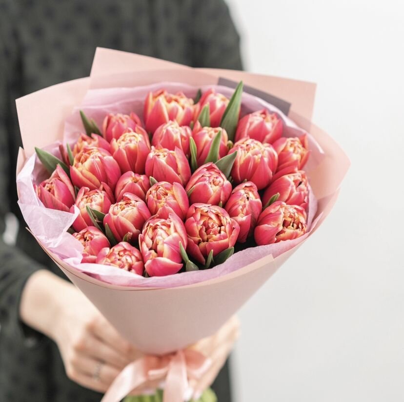 Букет живых цветов, пионовидные тюльпаны, 21шт
