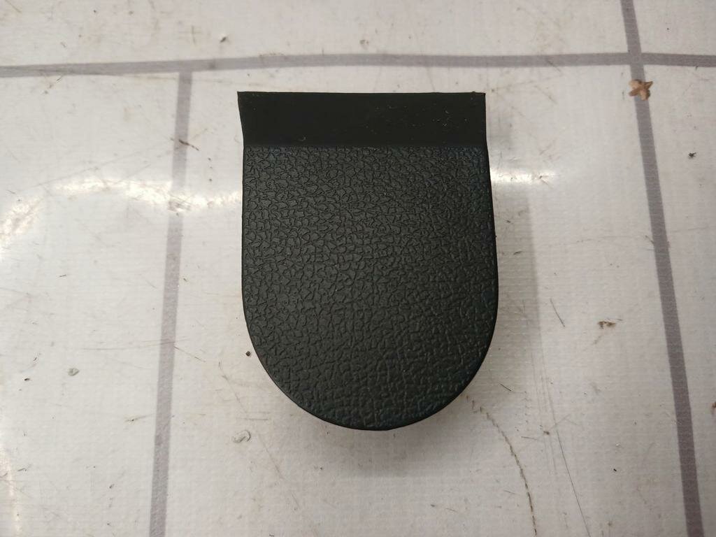 Накладка (кузов внутри) Renault Clio 3 2005-2012