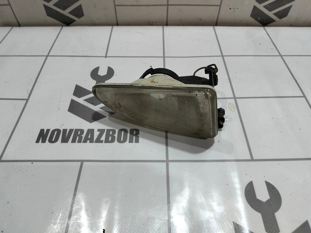Фара противотуманная правая Ford Focus 1 1998-2004