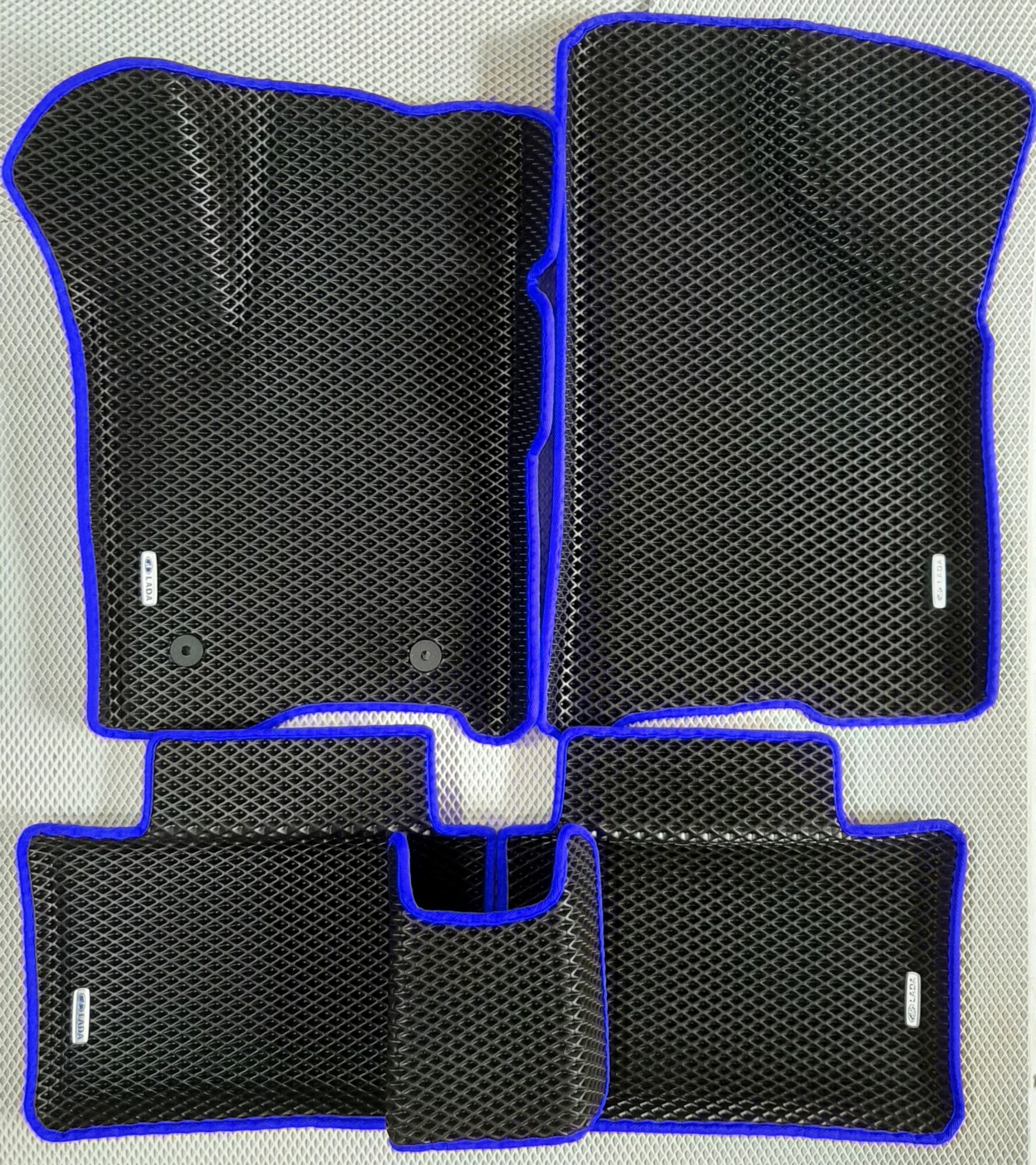 Автомобильные коврики (автоковрики) LADA (ВАЗ) Vesta Лада веста с 3D бортами ЭВА / EVA / ЕВА