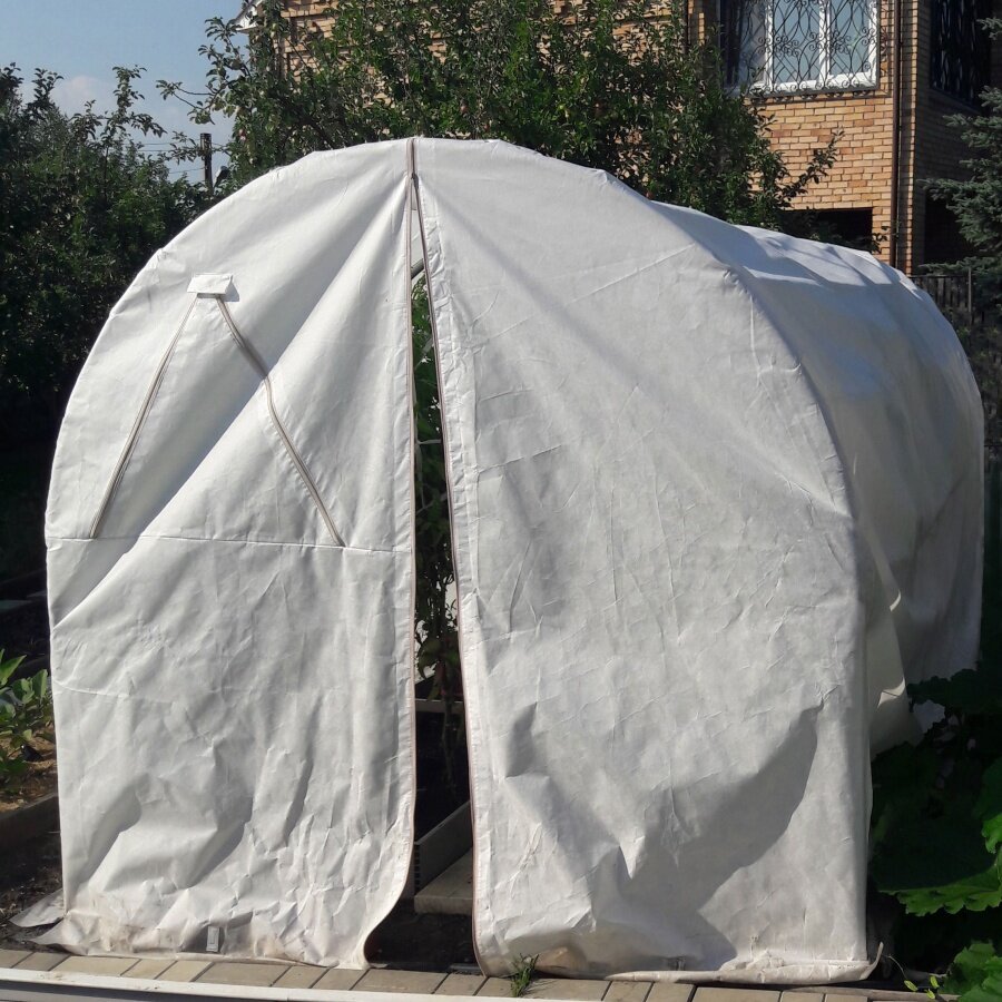 Парник стальной 3,4х2м, высота 2 м, с укрывной материал 100г/кв. м - большая полноценная теплица на прочном каркасе в комплекте с чехлом.