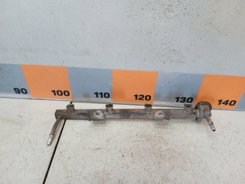 Б/У Дэу Нексия Рейка топливная (рампа) Daewoo Nexia 1995-2016 246145 DAEWOO арт. 96493992