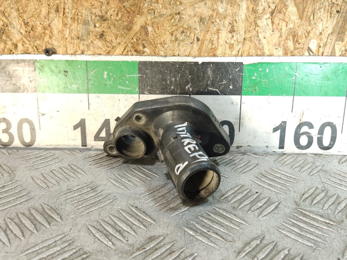 Крышка термостата CHRYSLER 300С 2004-2010 4792916AE